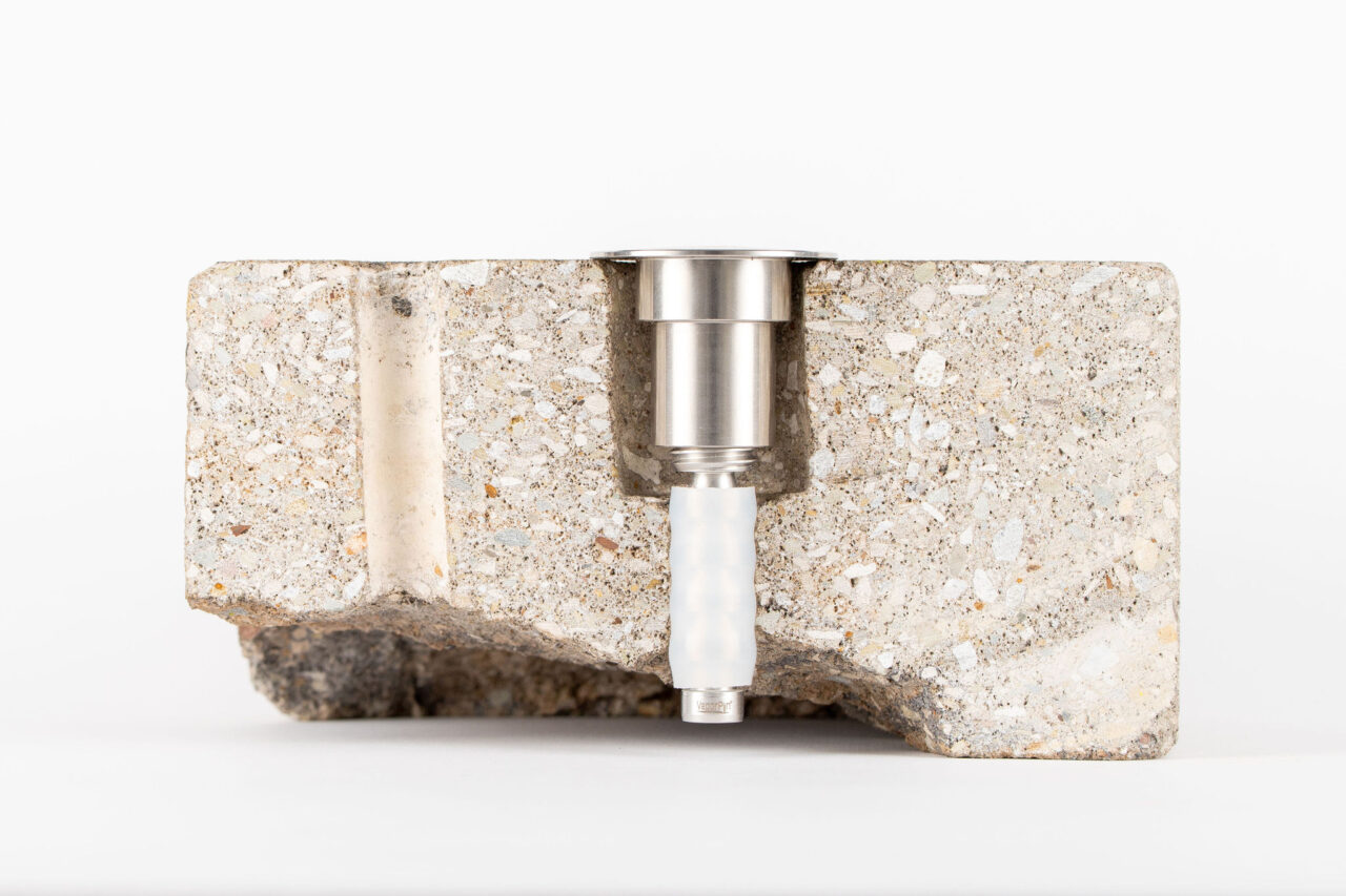 Stainless Steel Vapor Pin® for Intrusion Testing